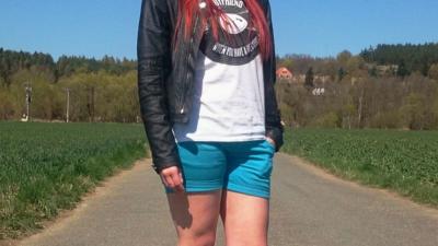 Outfit - triko - TKMax Německo, kraťasy - Cropp, podkolenky ...